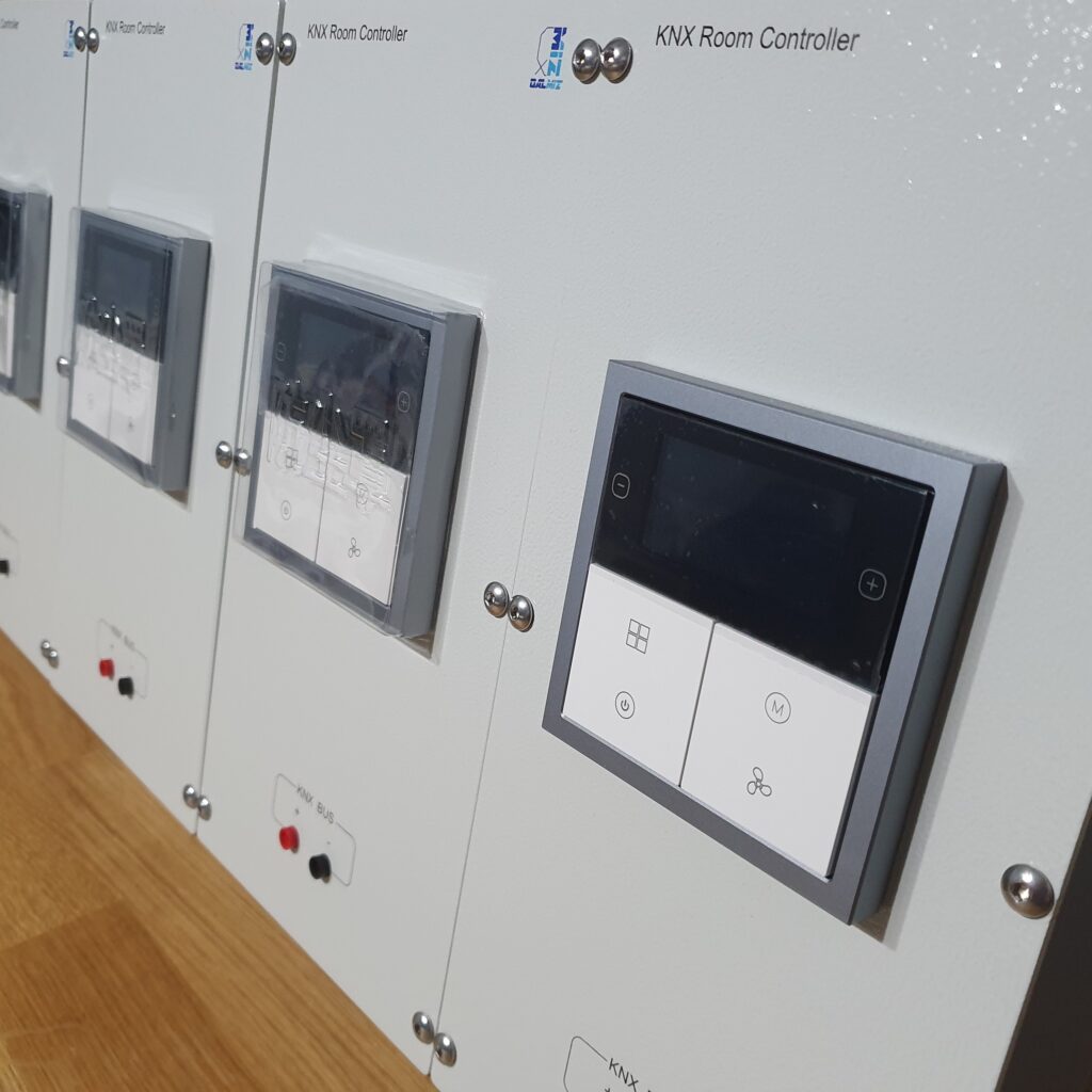 Room Controller - KNX System | KNX Training | Qalmiz Enterprise